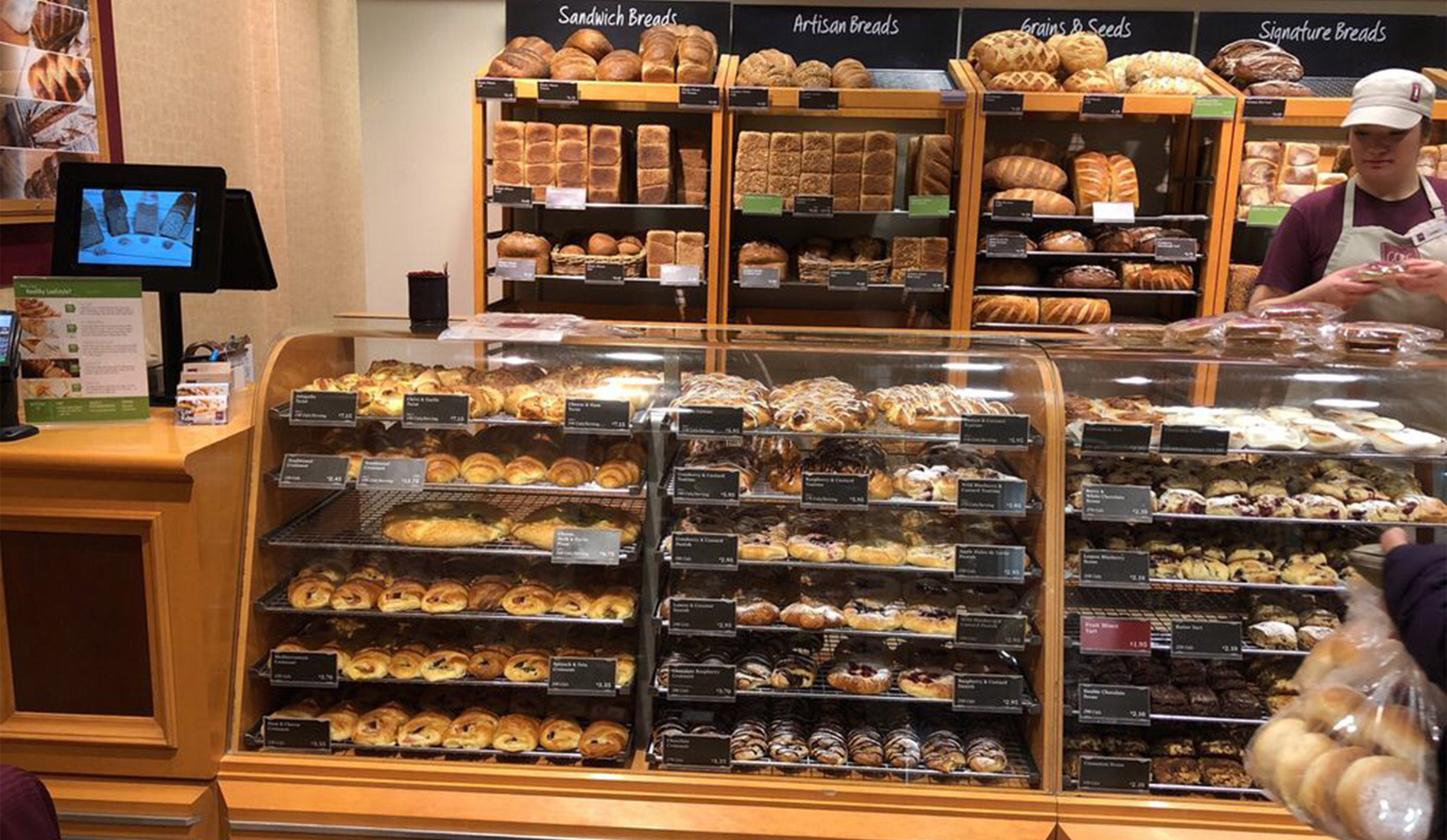 Baker - Cobs bread